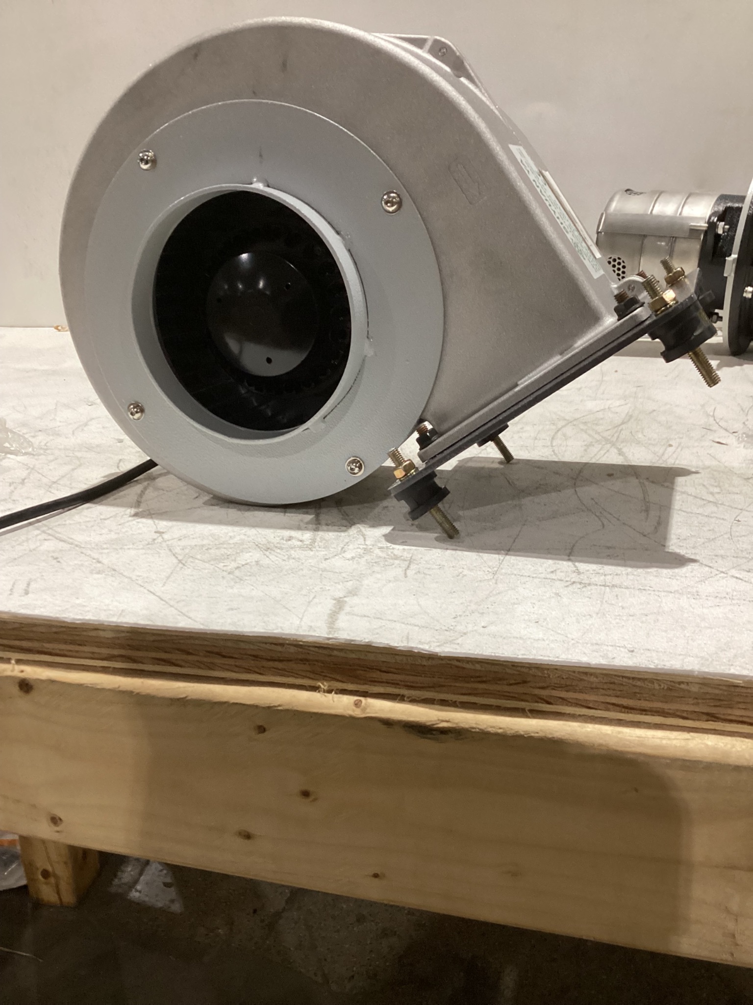 Used SHYUAN YA CA1V160-100T-FMG-B38-2C Industrial Fan IGAM1050044